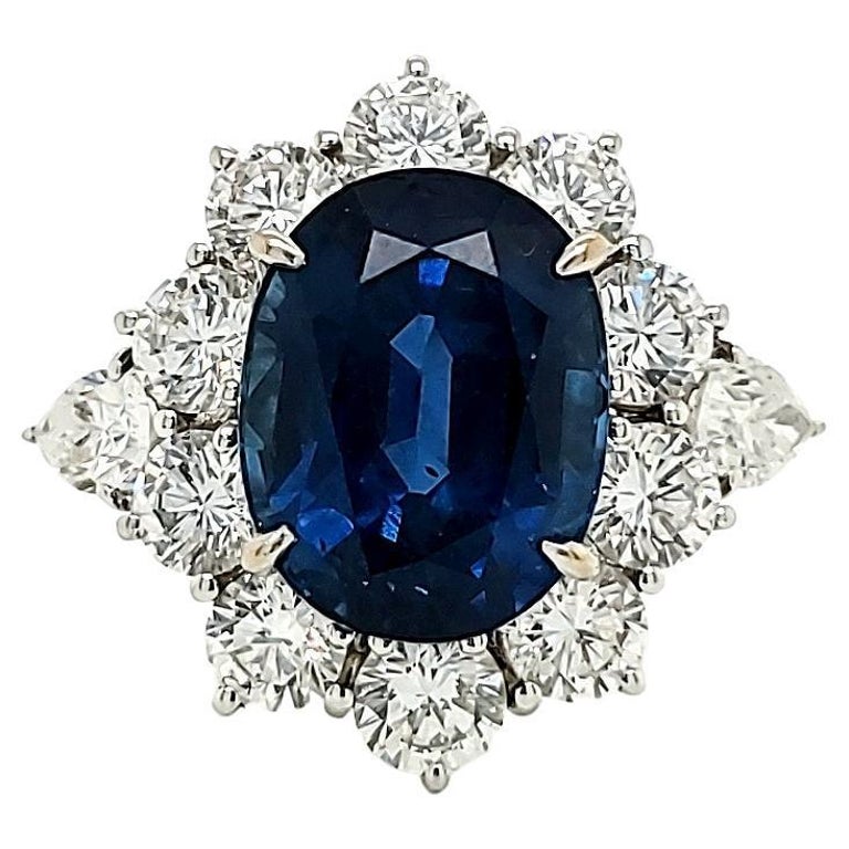 Striking Blue Sapp Engagement Platinum Ring with an excellent diamond ...