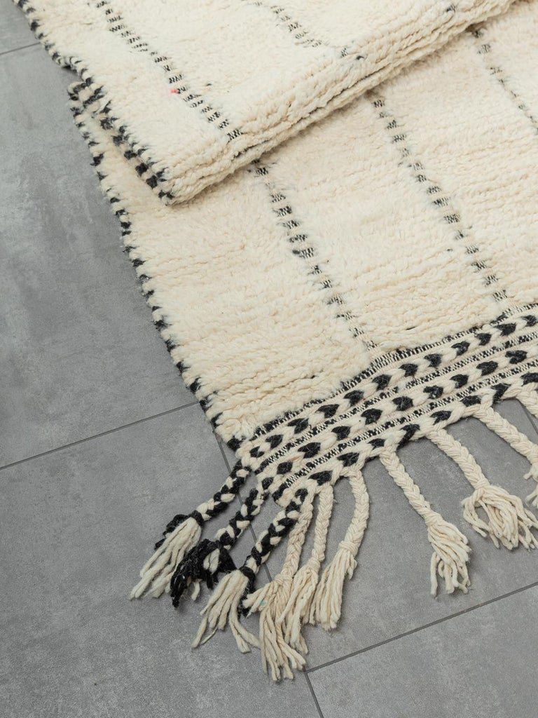 Stripes Moroccan Berber Wool Rug 210 x 296 cm For Sale at 1stDibs