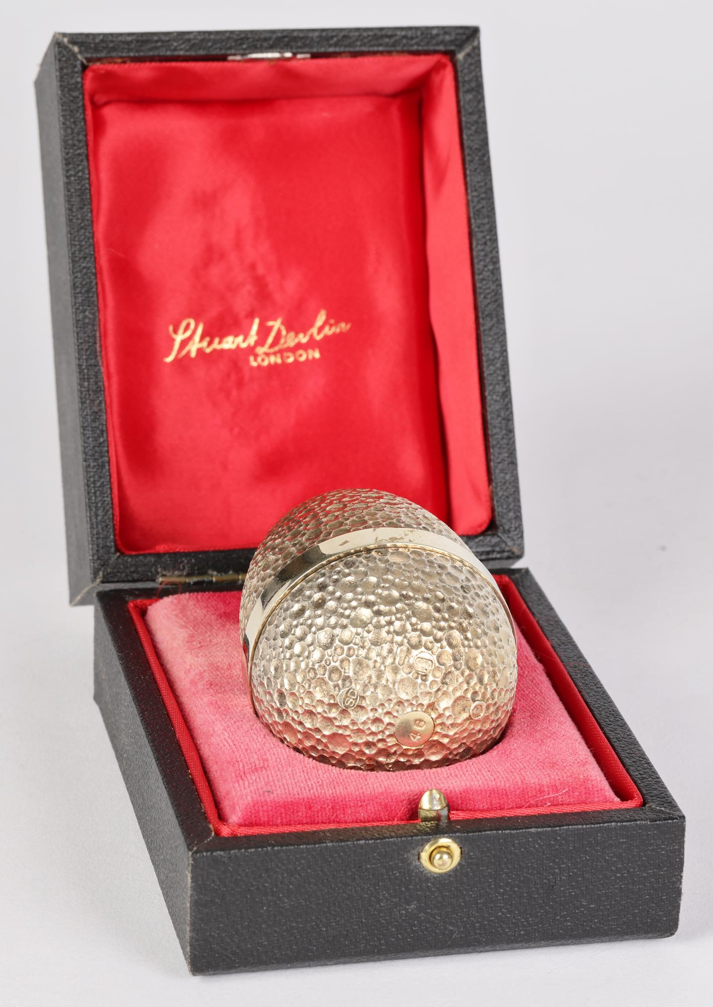 Stuart Devlin Silver Gilt Novelty Egg with Humming Bird For Sale at 1stDibs