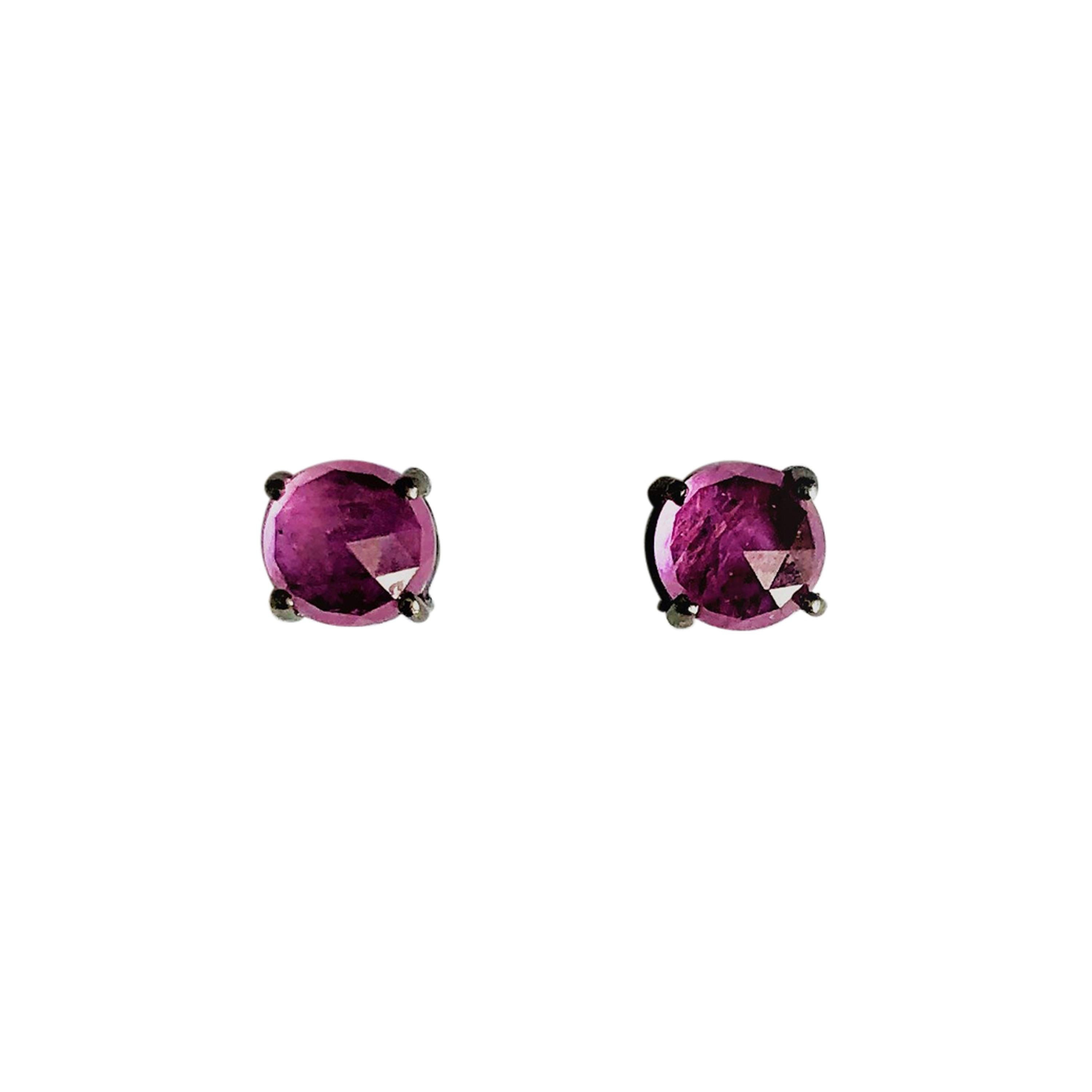 18 Karat Yellow Gold and Red Ruby Stud Earrings at 1stDibs
