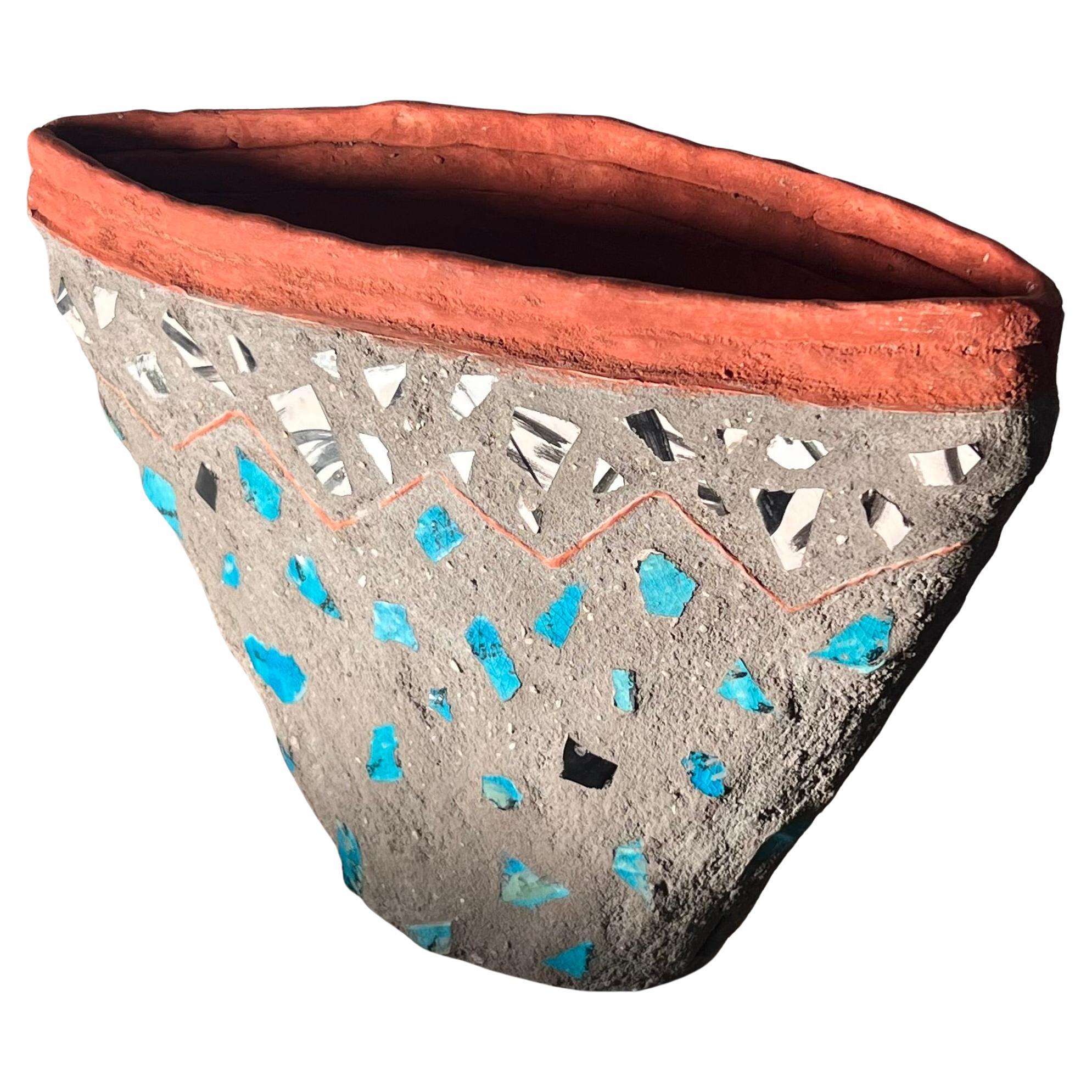 Vasija de barro de Studio Art con incrustación de mosaico de azulejos ...