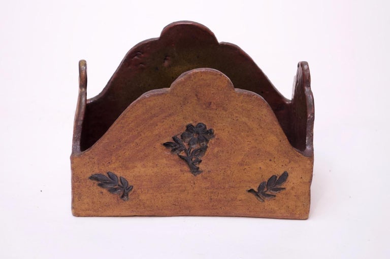 Studio Pottery Incised Stoneware Box Signed "Polk 70" For Sale at 1stDibs