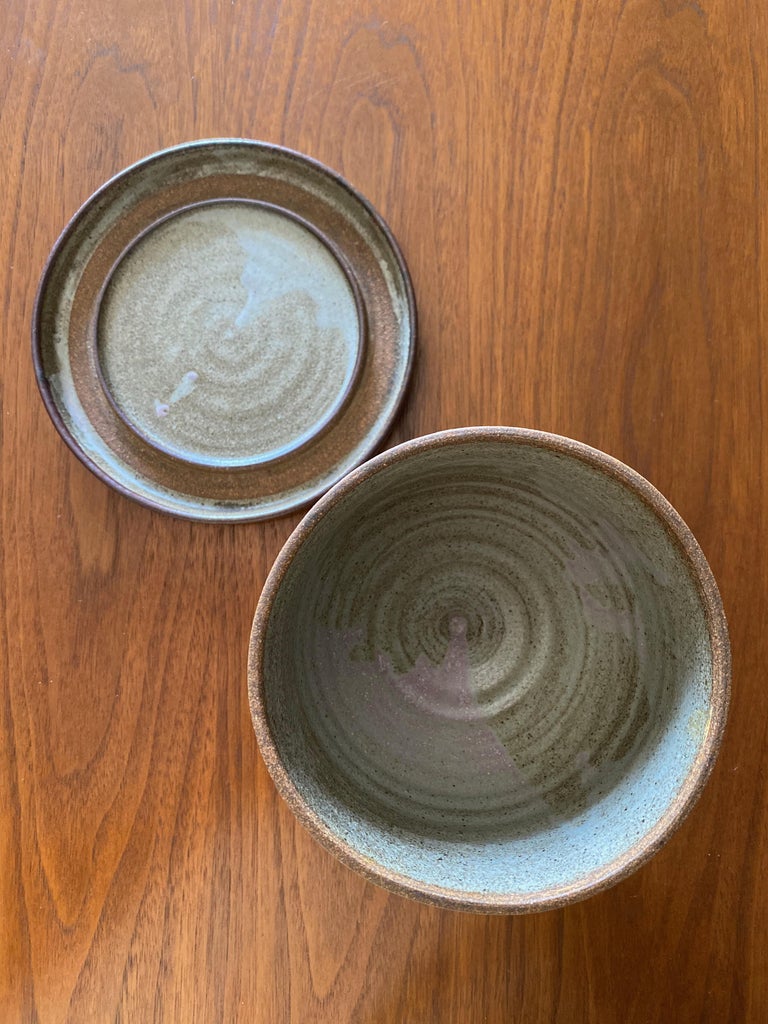 Studio Pottery Signed Lidded Plate, circa 1976 For Sale at 1stDibs