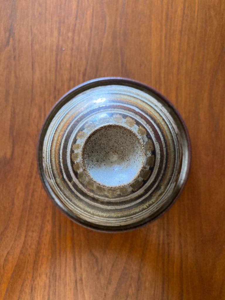 Studio Pottery Signed Lidded Plate, circa 1976 For Sale at 1stDibs