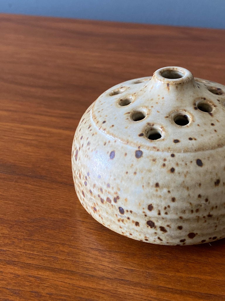 Studio Pottery Signed Weed Pot / Vase, circa 1970 For Sale at 1stDibs