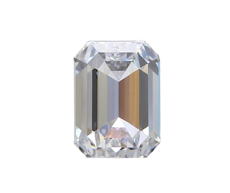 Superbe diamant émeraude naturelle avec 1,0 carat D IF, certificat IGI ...