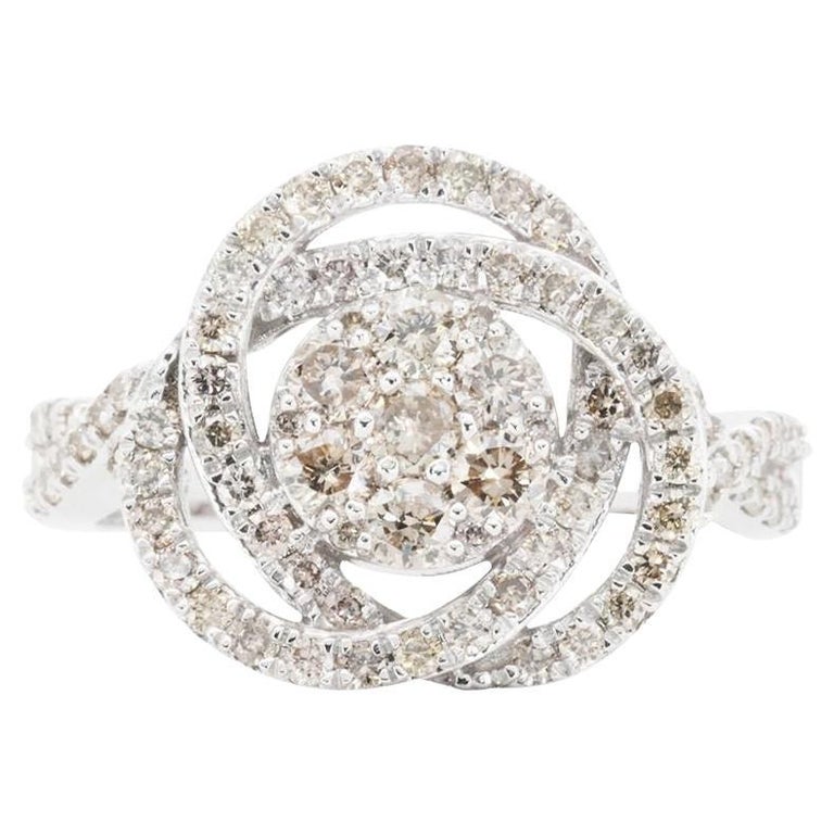 Stunning 18K White Gold Ring with 1 Ct Natural Diamonds For Sale at 1stDibs