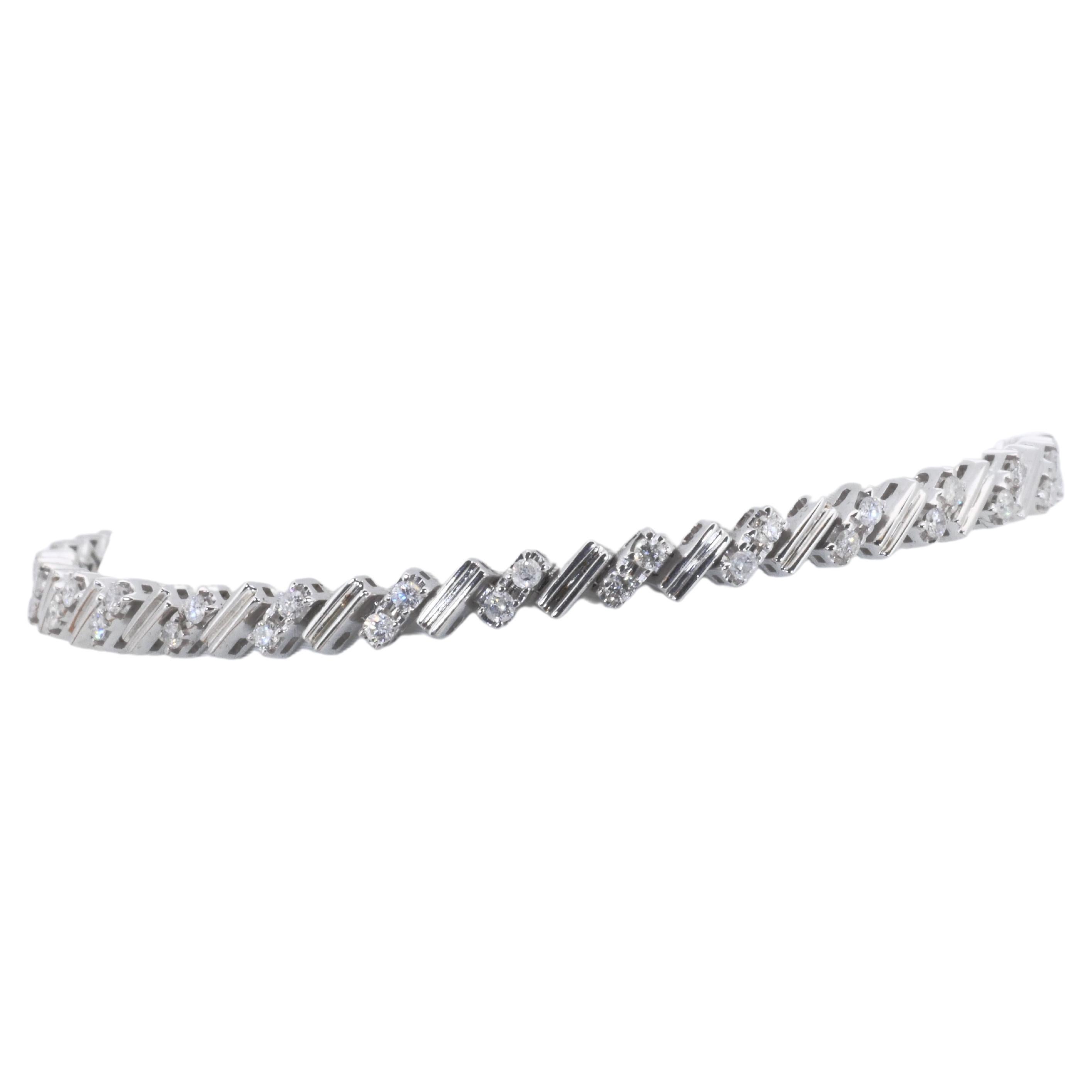 Stunning 18k White Gold Tennis Bracelet With 1 08 Carat Natural