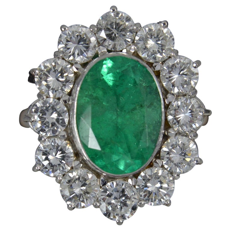 Stunning 3.25ct Emerald and 2.00ct Diamond Platinum Cluster Ring For ...