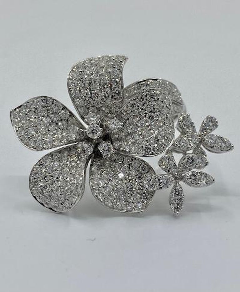 Stunning 6 Carat Pavé Diamond Triple Flower Ring in 18 Karat White Gold ...