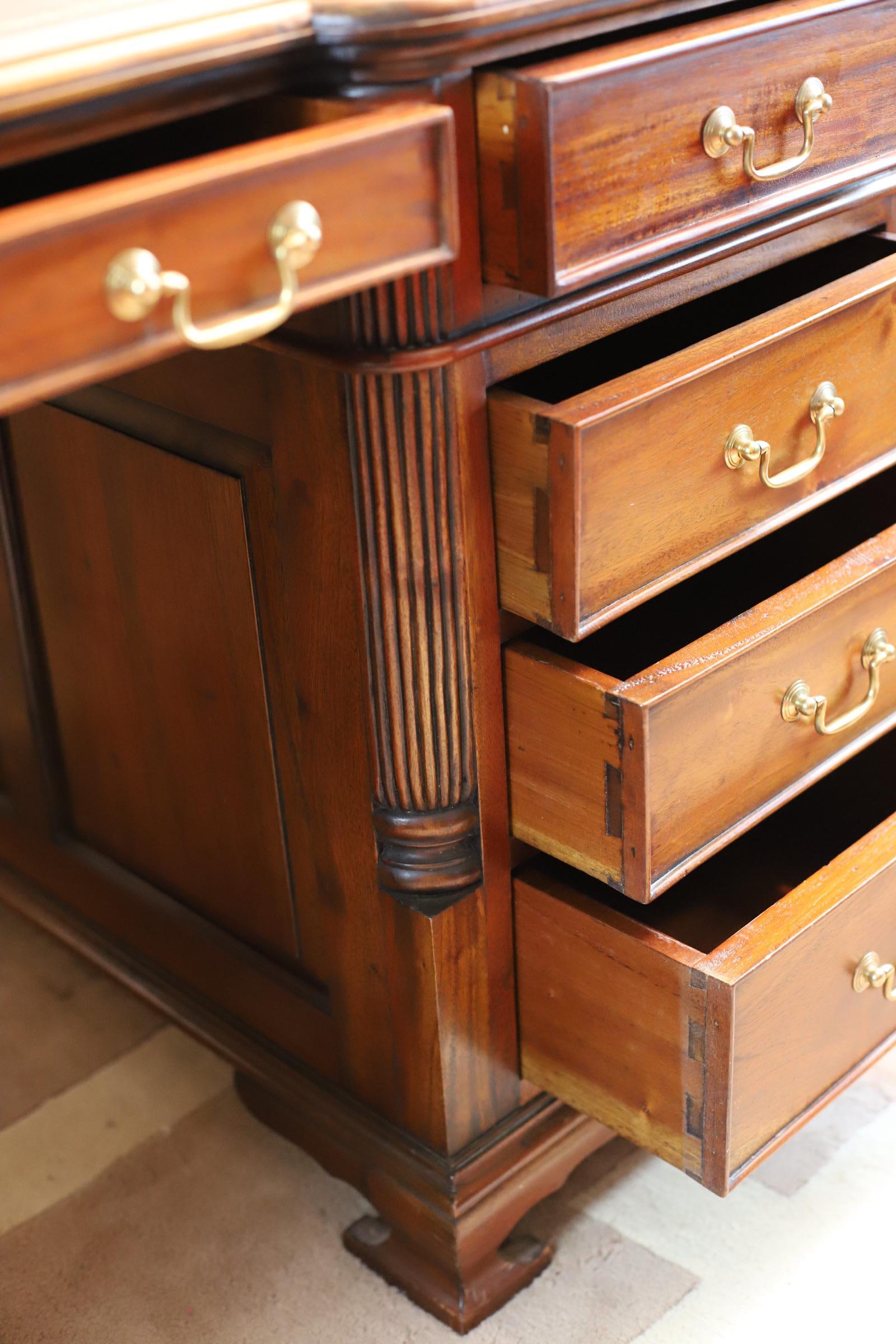 Stunning Large Georgian Style Partner's Desk For Sale at 1stDibs