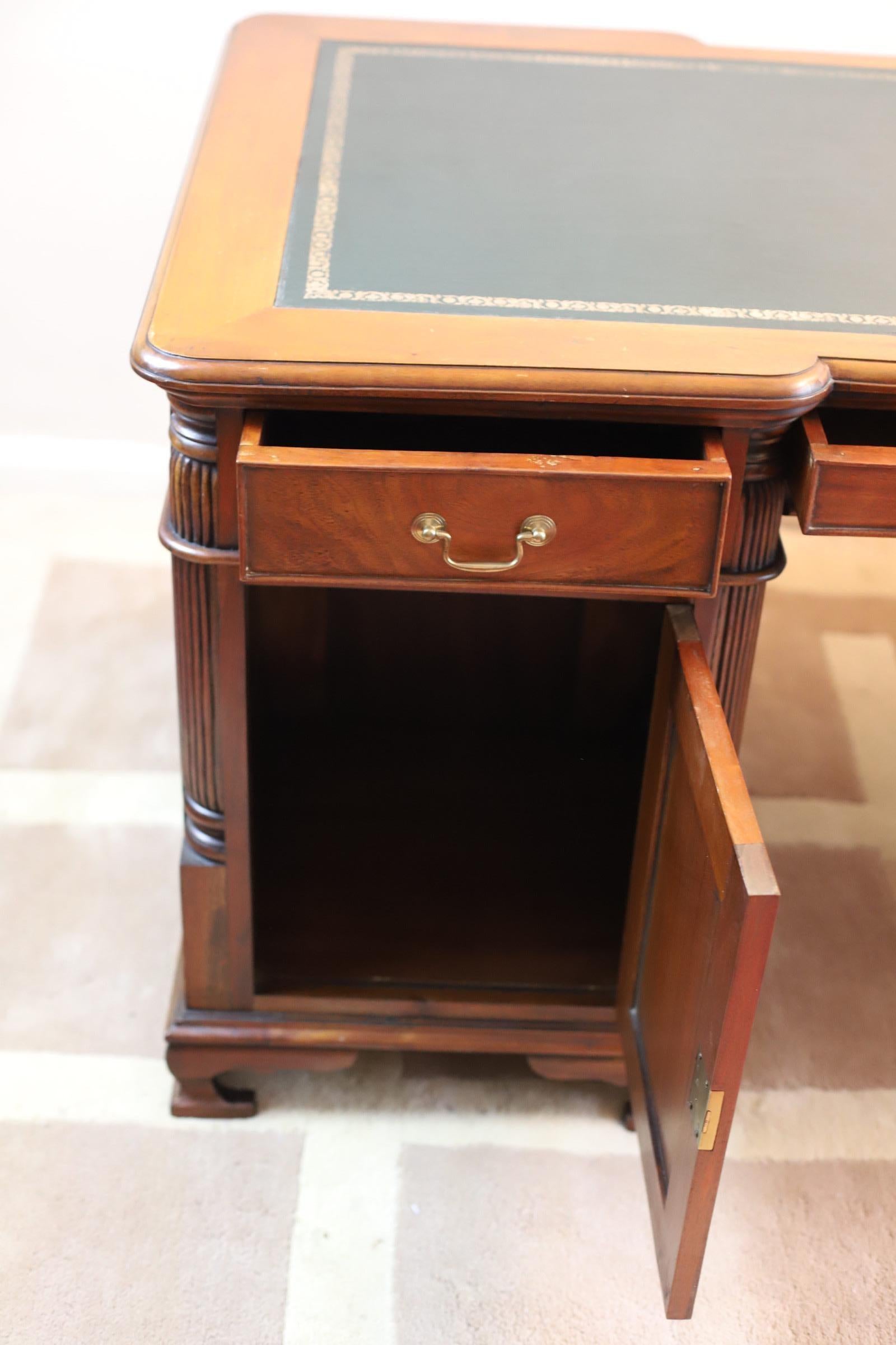 Stunning Large Georgian Style Partner's Desk For Sale at 1stDibs