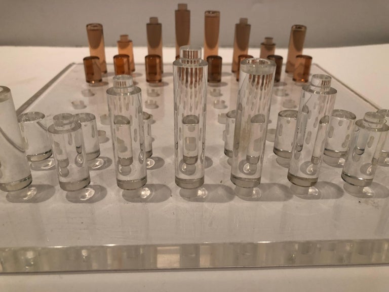 Stunning Mid-Century Modern Lucite Chess Set at 1stDibs