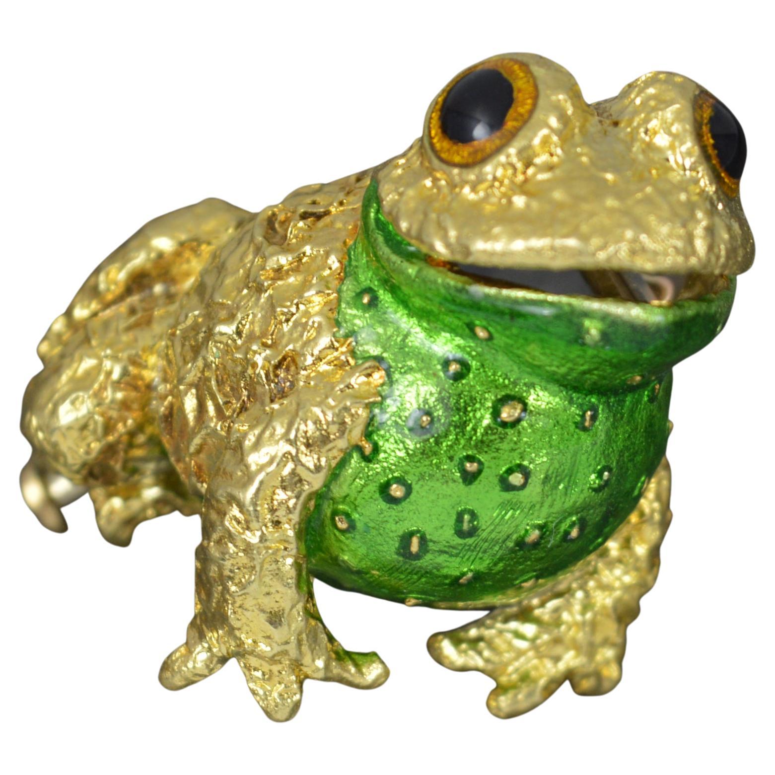 Vintage 18 Karat Gold Brilliant and Enamel Frog at 1stDibs