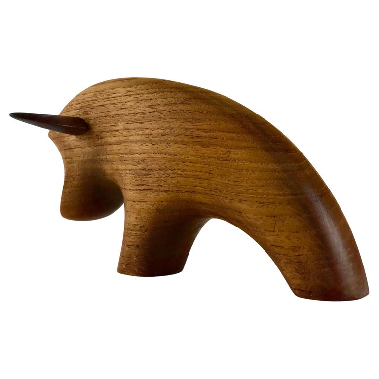 Stylised Mid-Century Teak Bull Sculpture For Sale at 1stDibs