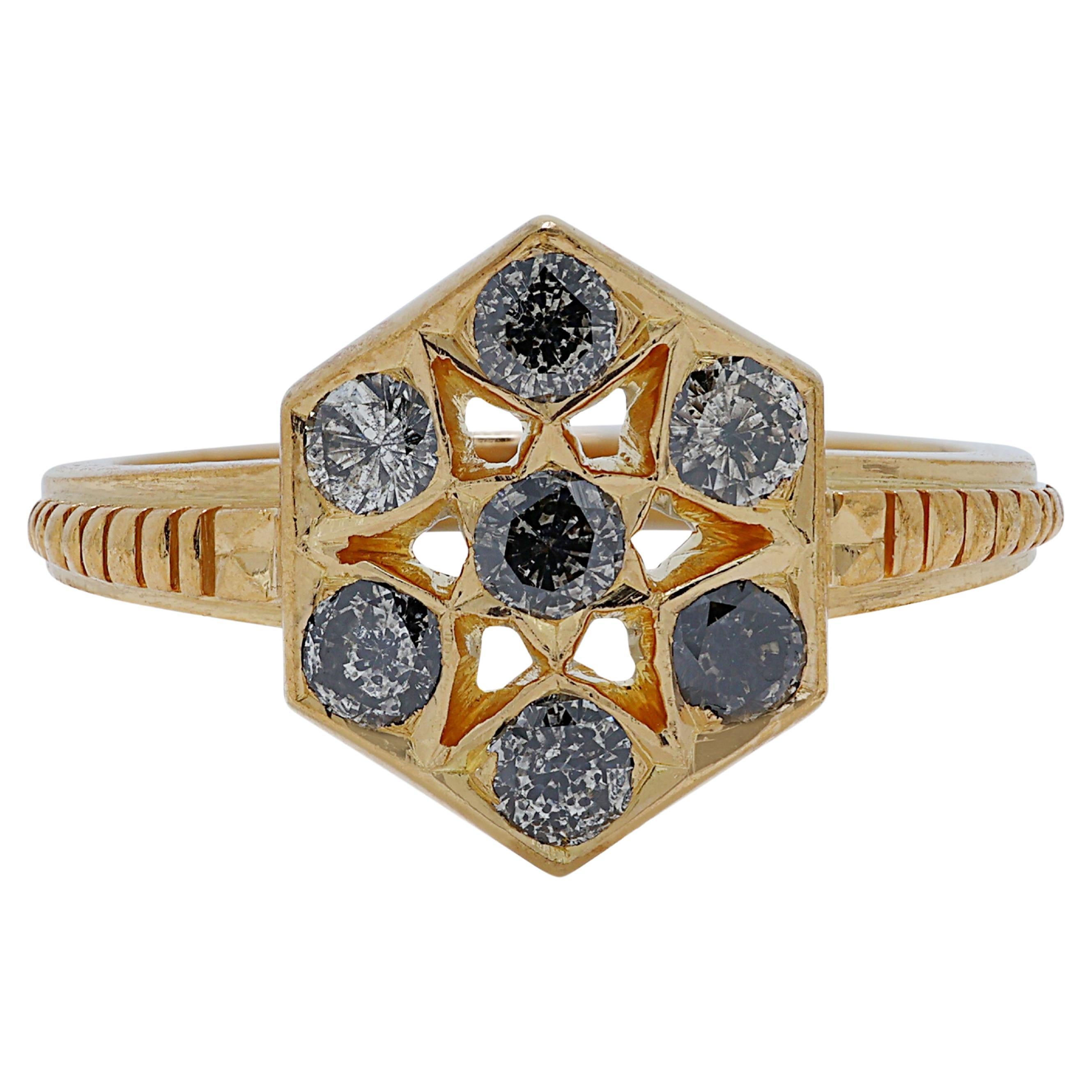 Stylish 0.35ct Diamonds Ring in 20K Yellow Gold For Sale at 1stDibs