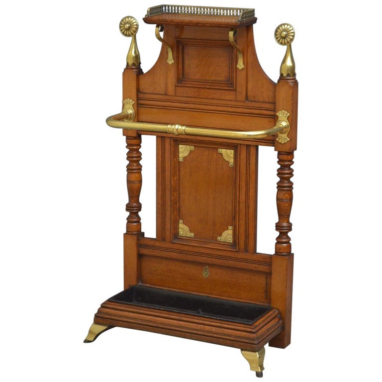 Stylish Late Victorian Oak Hall Stand at 1stDibs