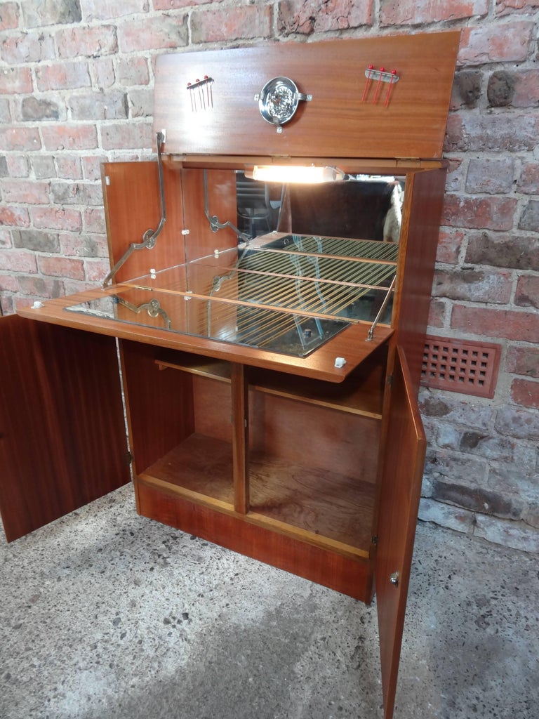 Stylish Retro Vintage Cocktail Cabinet with Mirror and Glass Shelf and ...