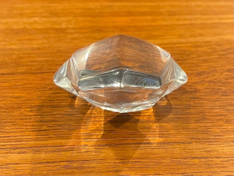 Stylized Crystal Frog Sculpture / Paperweight For Sale at 1stDibs
