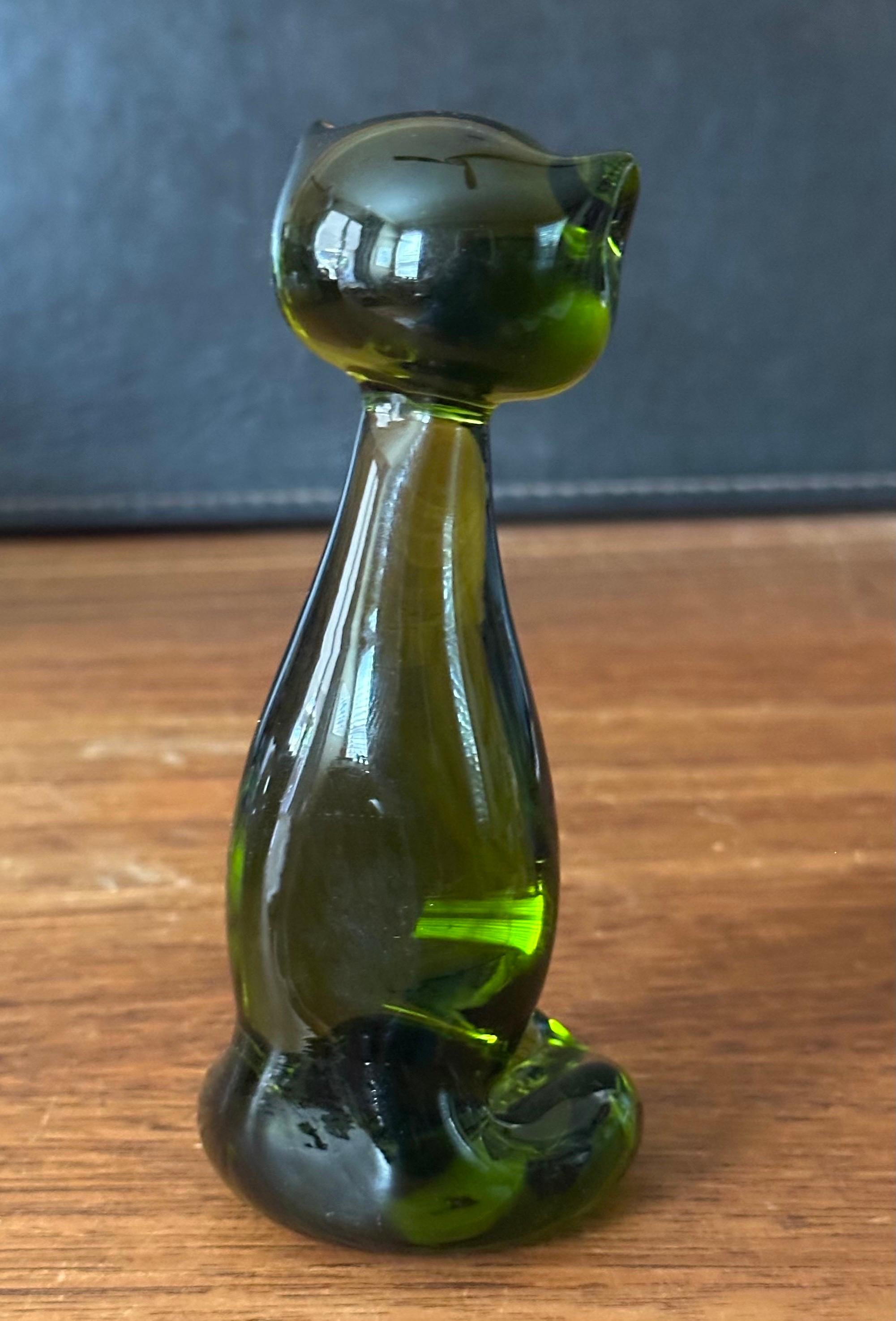Stylized Green Art Glass Cat Sculpture / Paperweight by Murano Glass ...