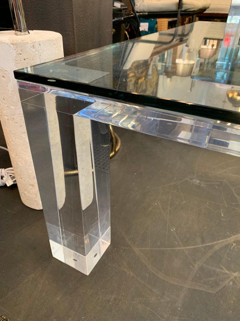 Substantial Heavy Acrylic and Glass Cocktail Table For Sale at 1stDibs
