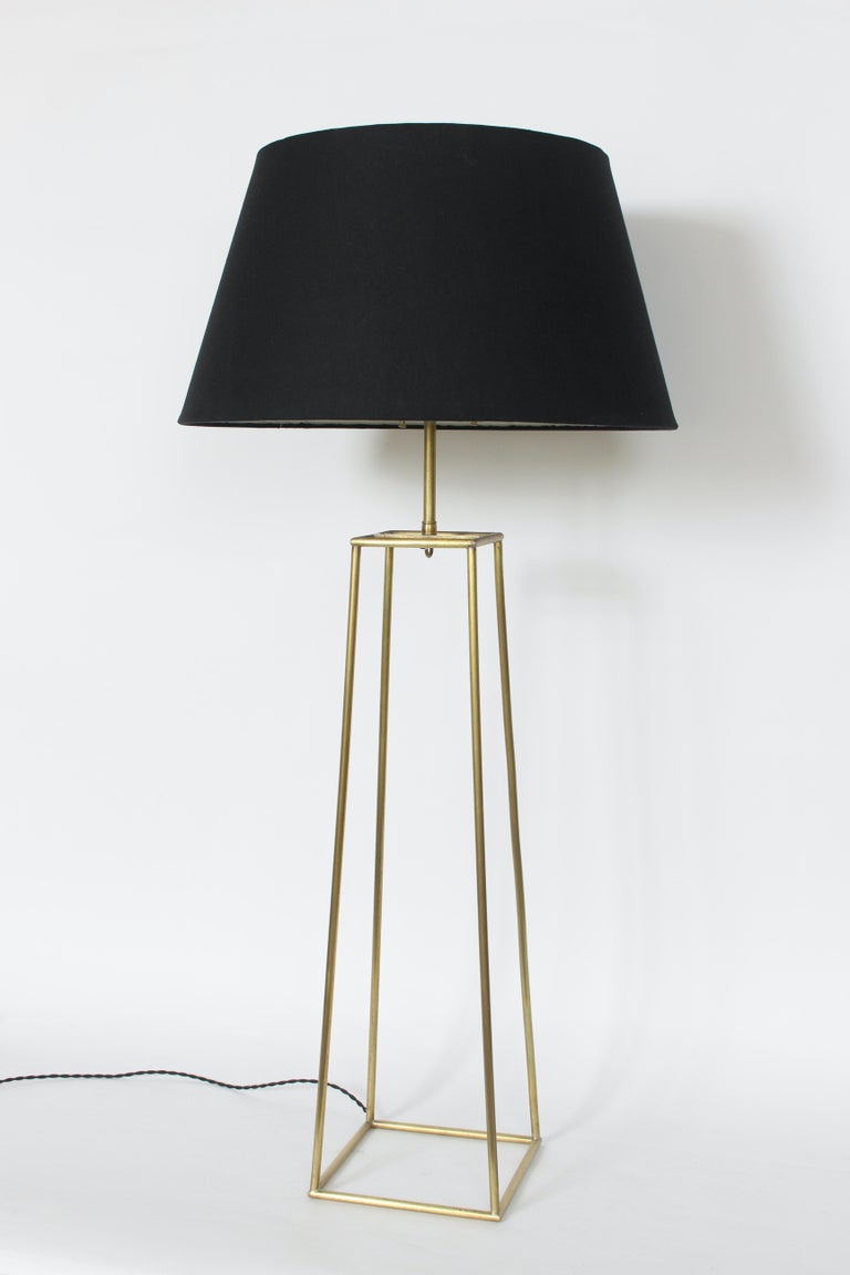 Substantial Tommi Parzinger Style Brass Box Form Table Lamp, 1950s For ...