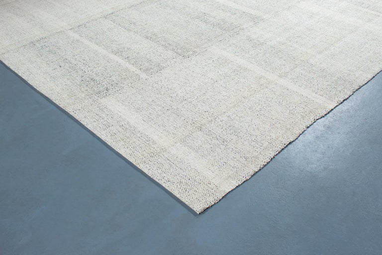 Subtle Herringbone Handwoven Flat-Weave Rug in Grey Color For Sale at ...