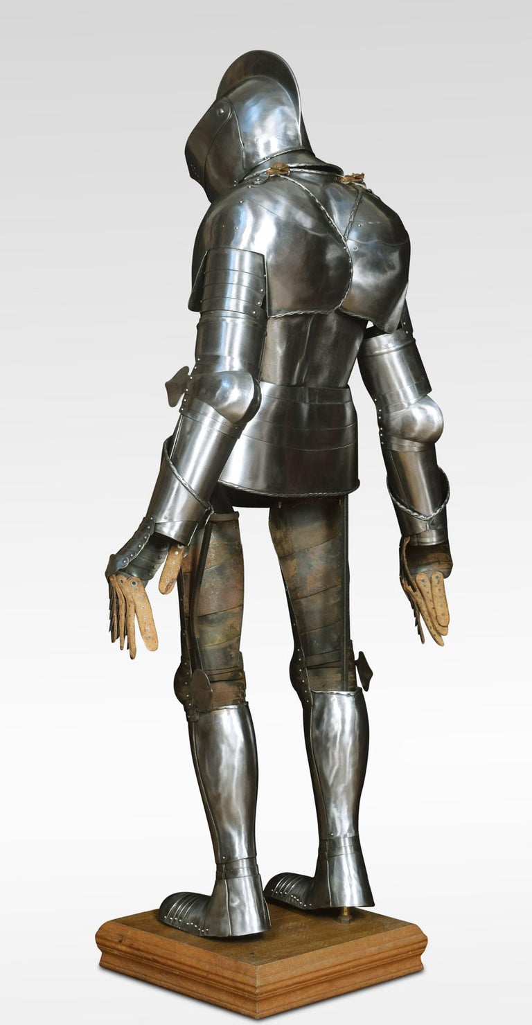 Suit of 16th Century Style Armour For Sale at 1stDibs
