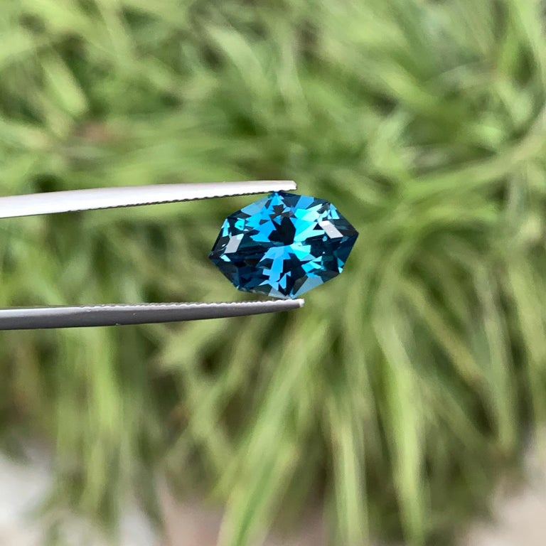 Sumptuous London Blue Topaz Gemstone 4.25 Carats Topaz Gemstone Mystic ...
