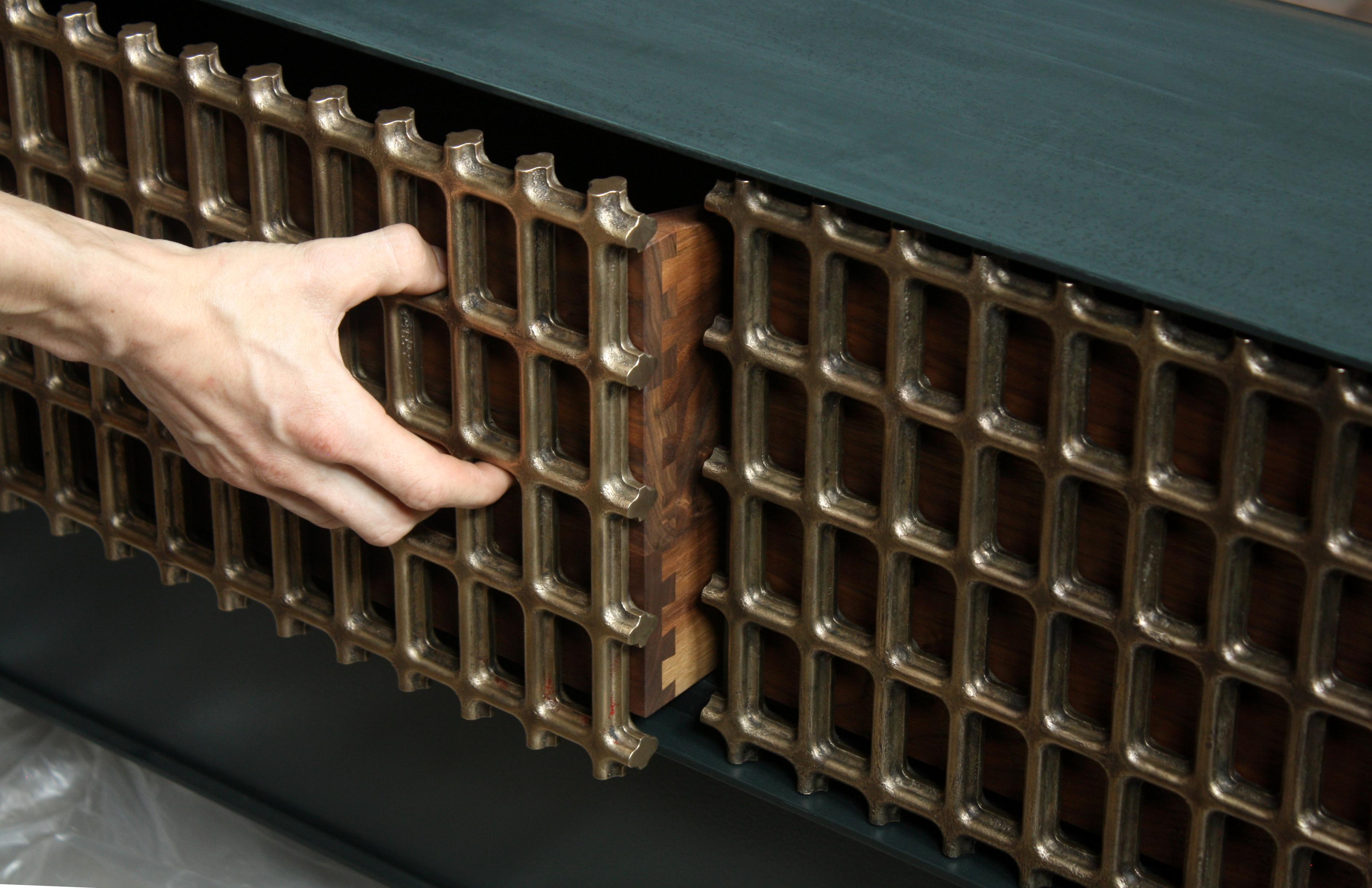 Sunbreaker Bench in Emerald Green painted Steel with Bronze Lattice and ...