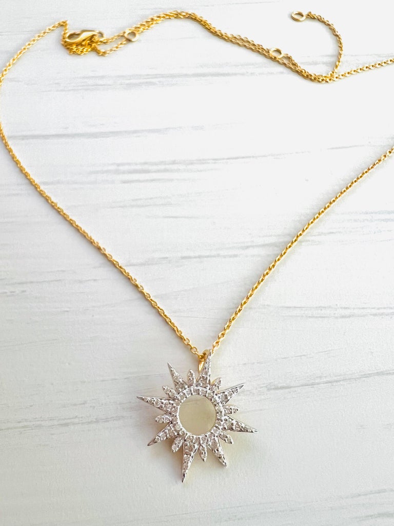 Sunburst Diamond Necklace For Sale at 1stDibs