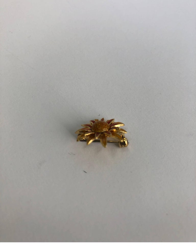 Sunflower Pin in 18 Karat Yellow Gold Nicely Enameled For Sale at 1stDibs