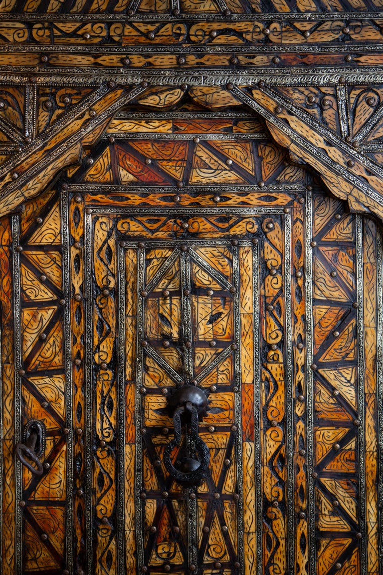 Superb 1900s Camel bone Large Door For Sale at 1stDibs