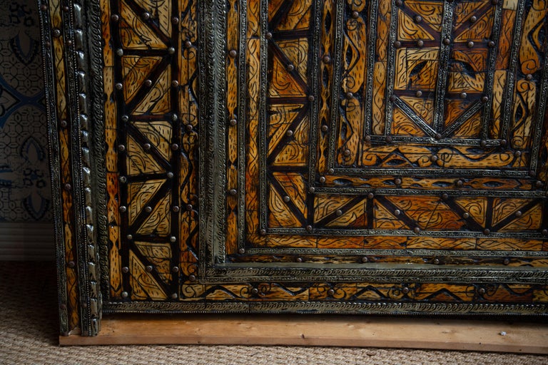 Superb 1900s Camel bone Large Door For Sale at 1stDibs