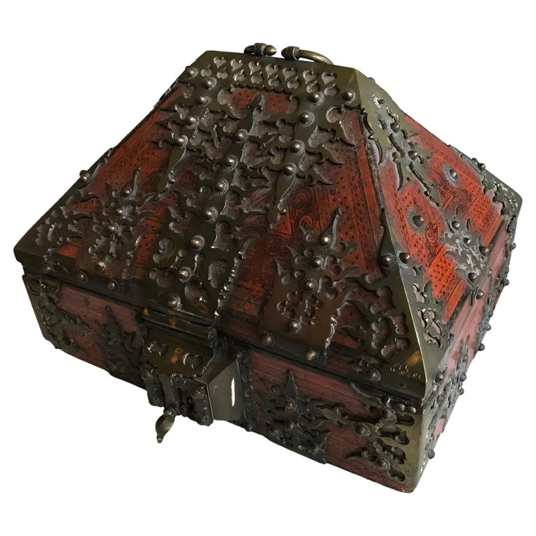 Superb Antique South Indian Kerala dowry box Interior Design Antiques ...