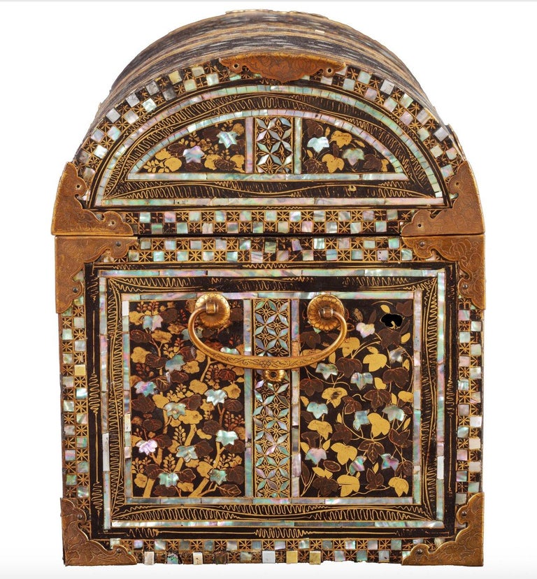 Superb Late 16th Century Signed Colonial Japanese Namban Export Lacquer ...
