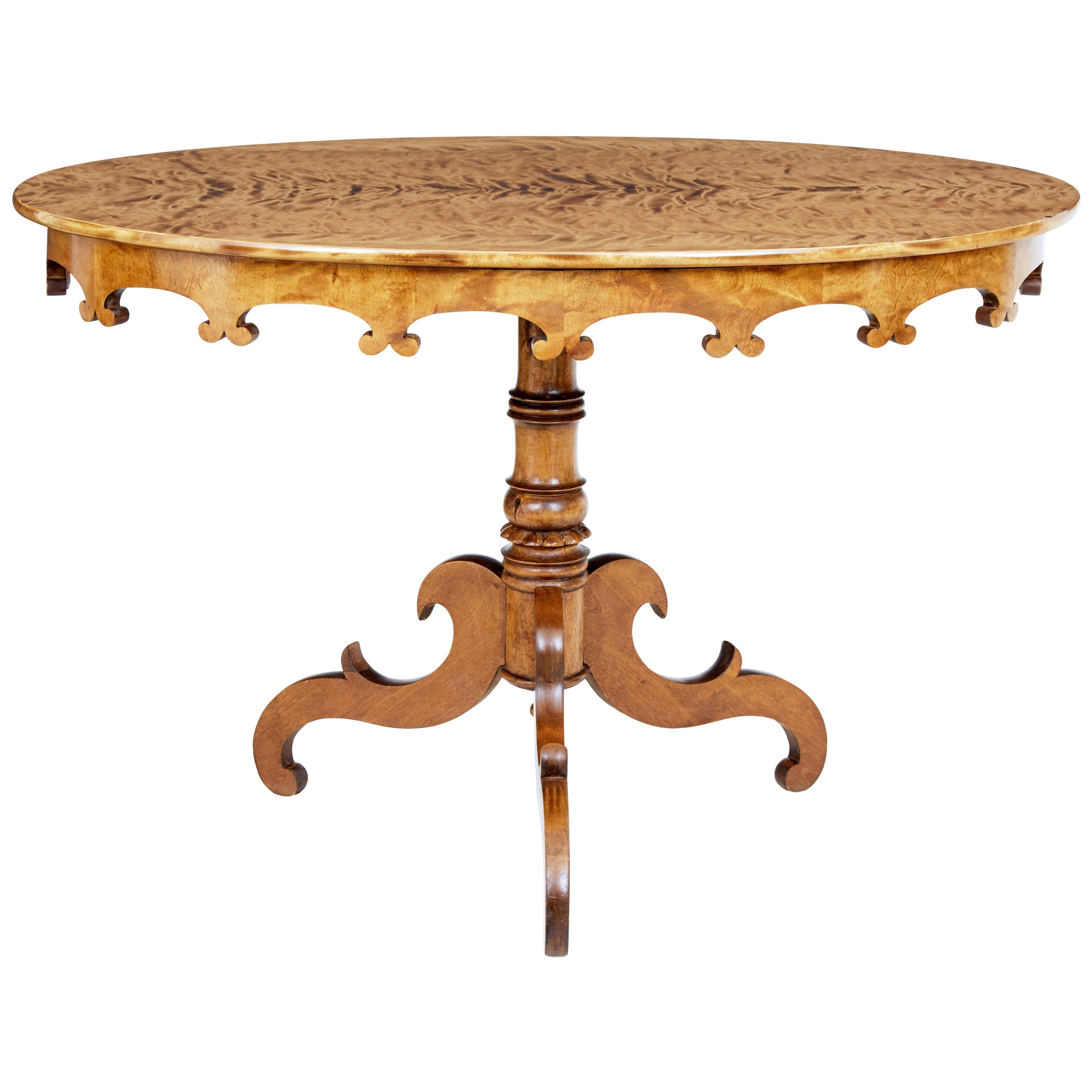 19th Century Victorian Burr Walnut Oval Occasional Table For Sale at ...