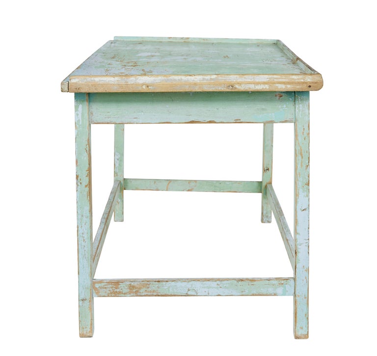 Swedish 19th Century painted baking table For Sale at 1stDibs