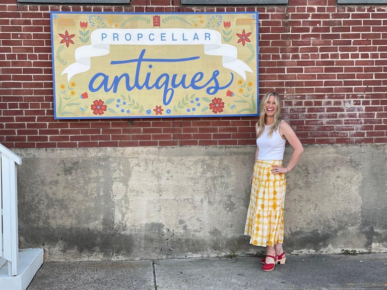 Swedish Cool Gray Painted Gustavian Style Sideboard For Sale at 1stDibs