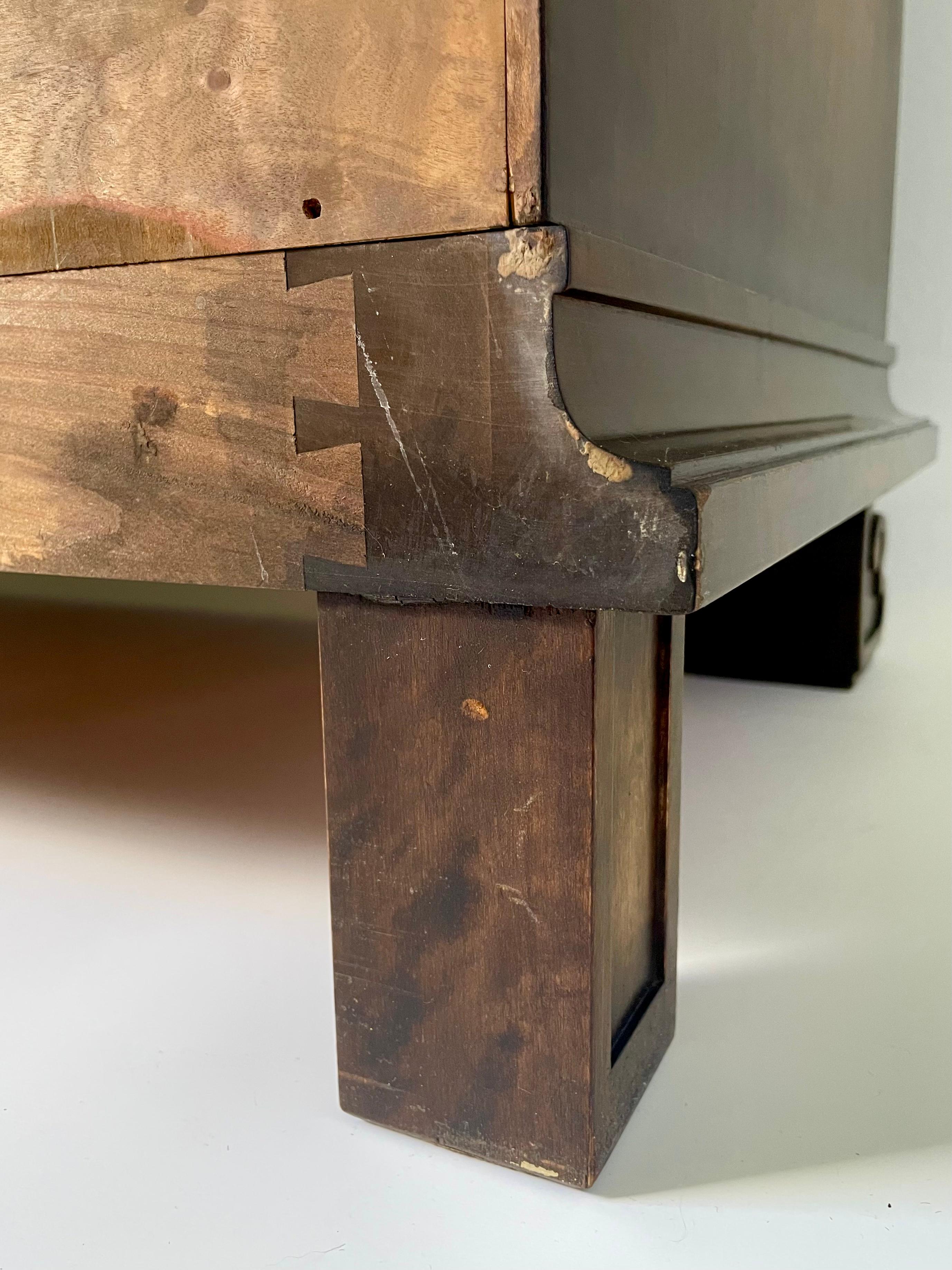 Swedish Grace Cabinet by Axel Einar Hjorth for Svenska Möbelfabrikerna ...