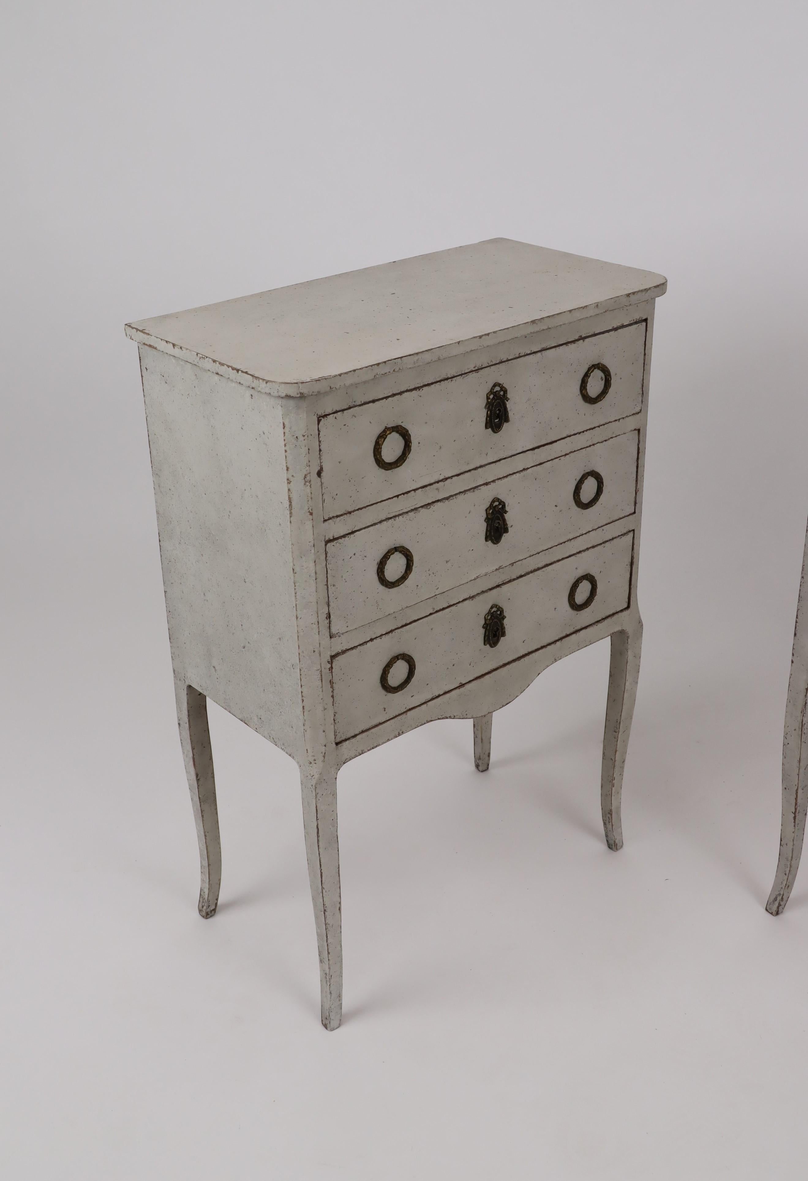 Swedish Gray Painted Bedside Tables with Three Drawers and Cabriole ...