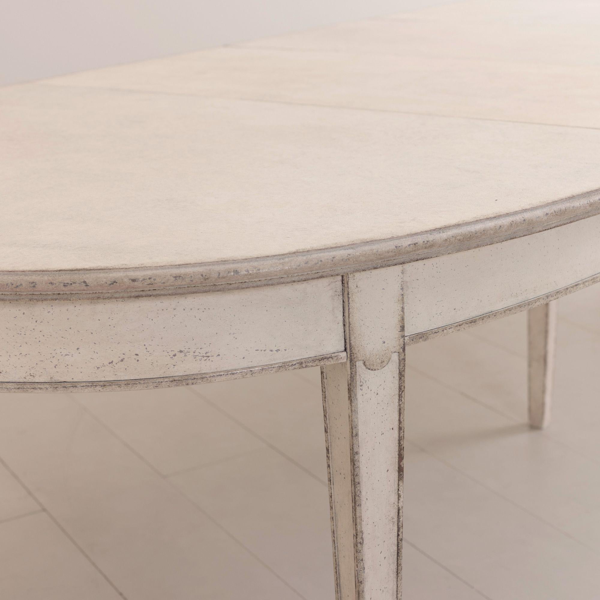 Swedish Gustavian Three-Leaf Extension Table For Sale at 1stDibs