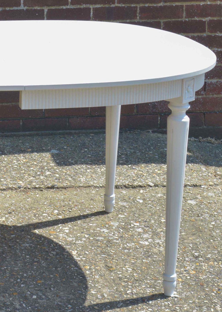 Swedish Gustavian White Extendable Dining Table, mid 20th Century 8 10 ...