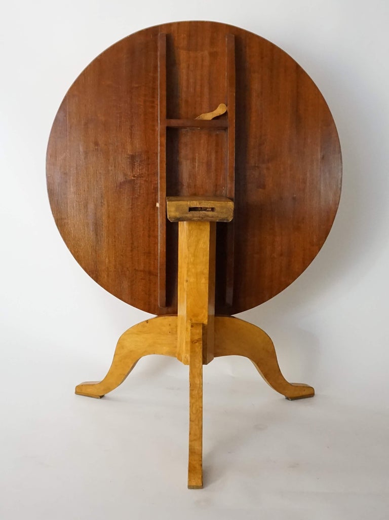 Swedish Karl Johan Style Burled Birch Root Round Tilt-Top Table, circa ...