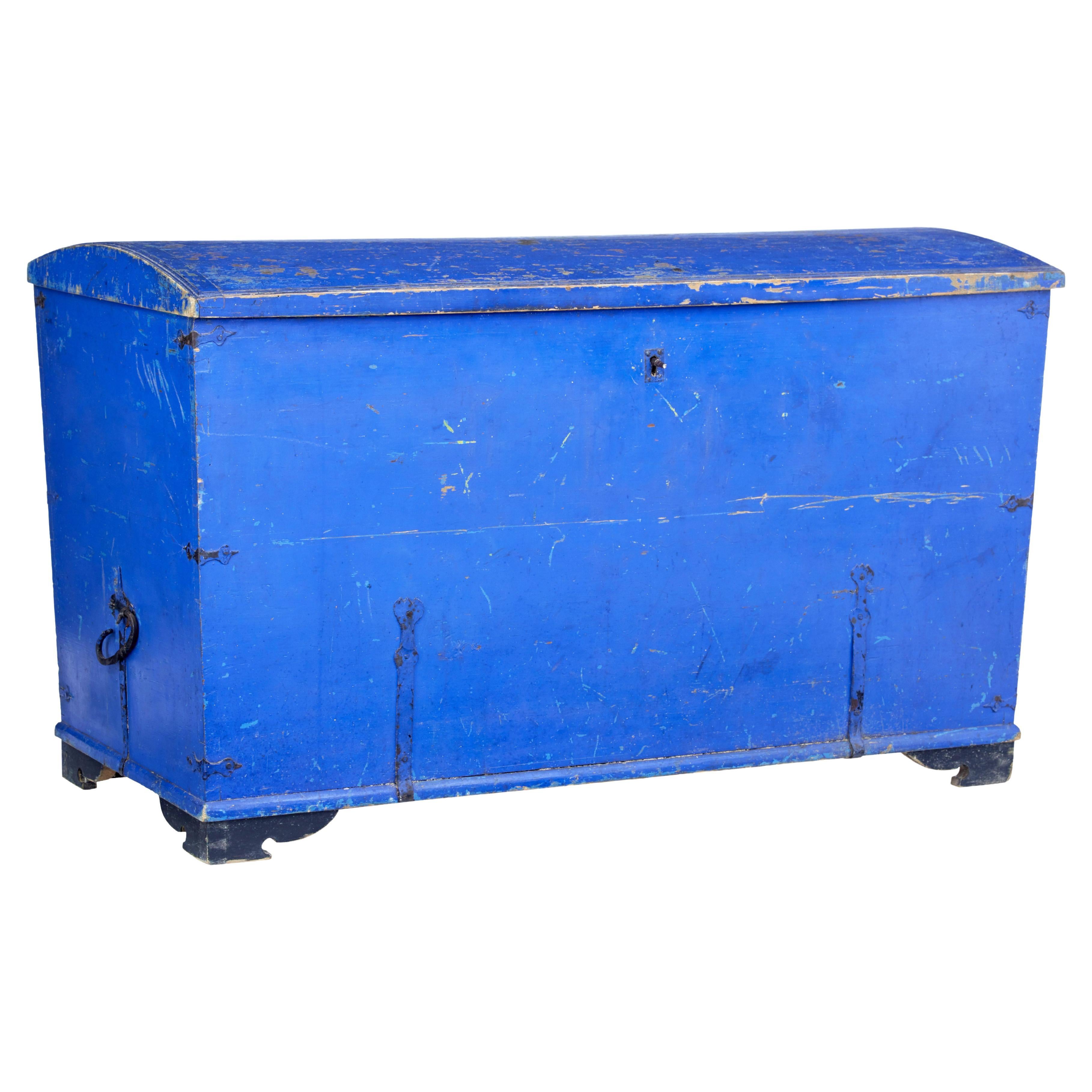 19th Century Victorian Rustic Pine Dome Top Trunk at 1stDibs | round ...