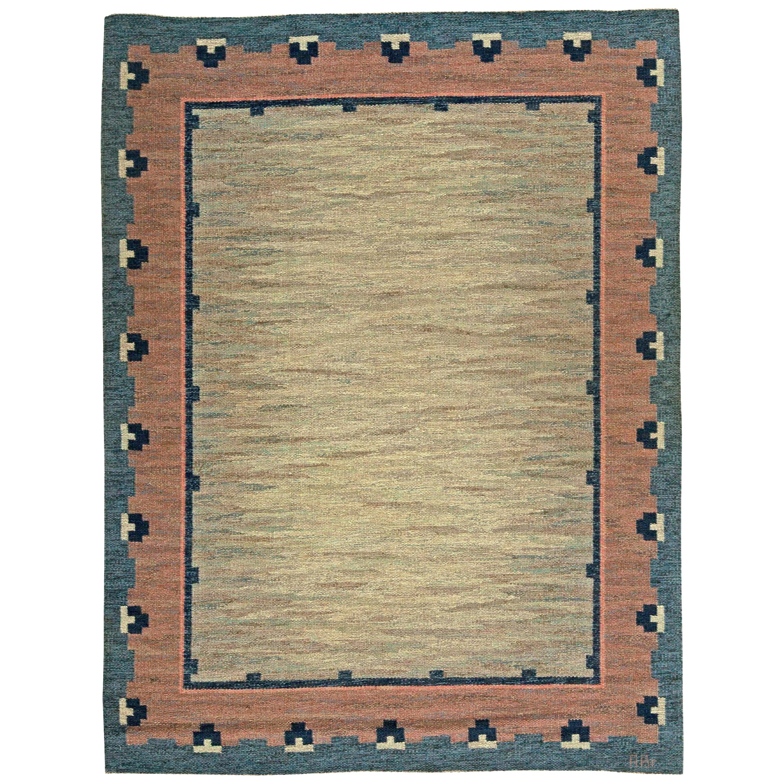 Zero Warm Gray Handwoven Wool Rug For Sale at 1stDibs