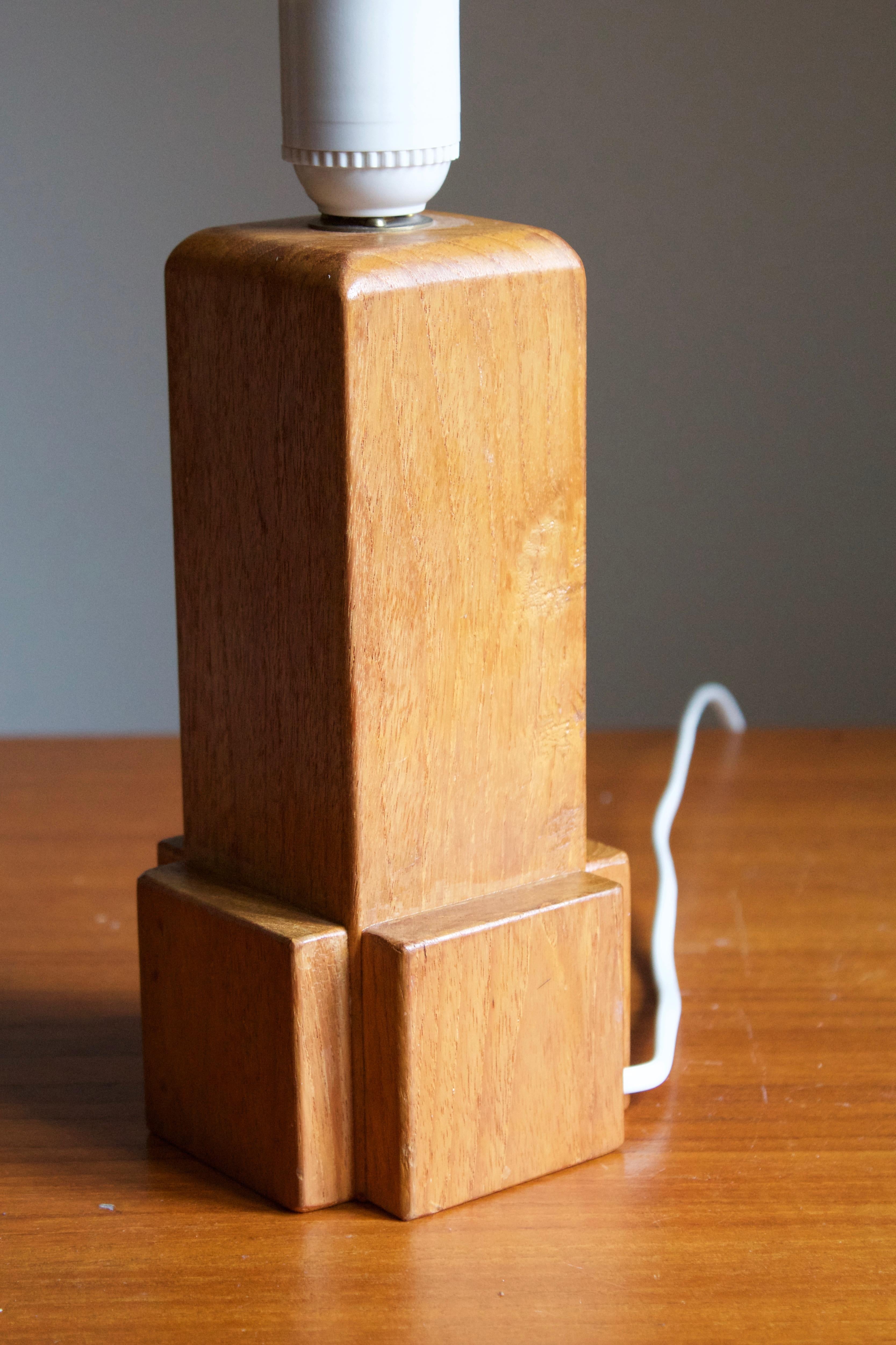 Swedish, Minimalist Table Lamp, Oak, Sweden, 1960s For Sale at 1stDibs