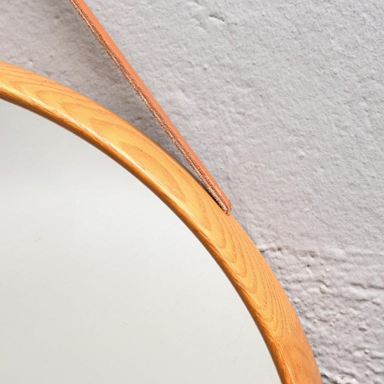 Swedish Midcentury Oak Round wall Mirror Uno and Osten Kristiansson For ...