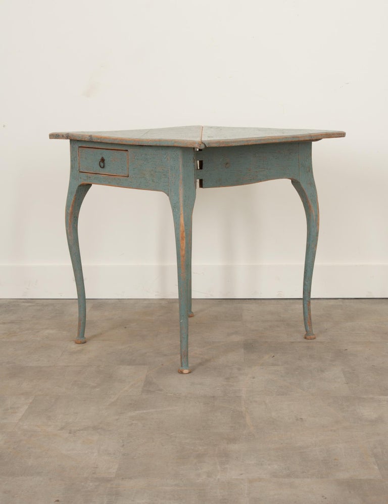 Swedish Painted Drop Leaf Corner Table For Sale at 1stDibs