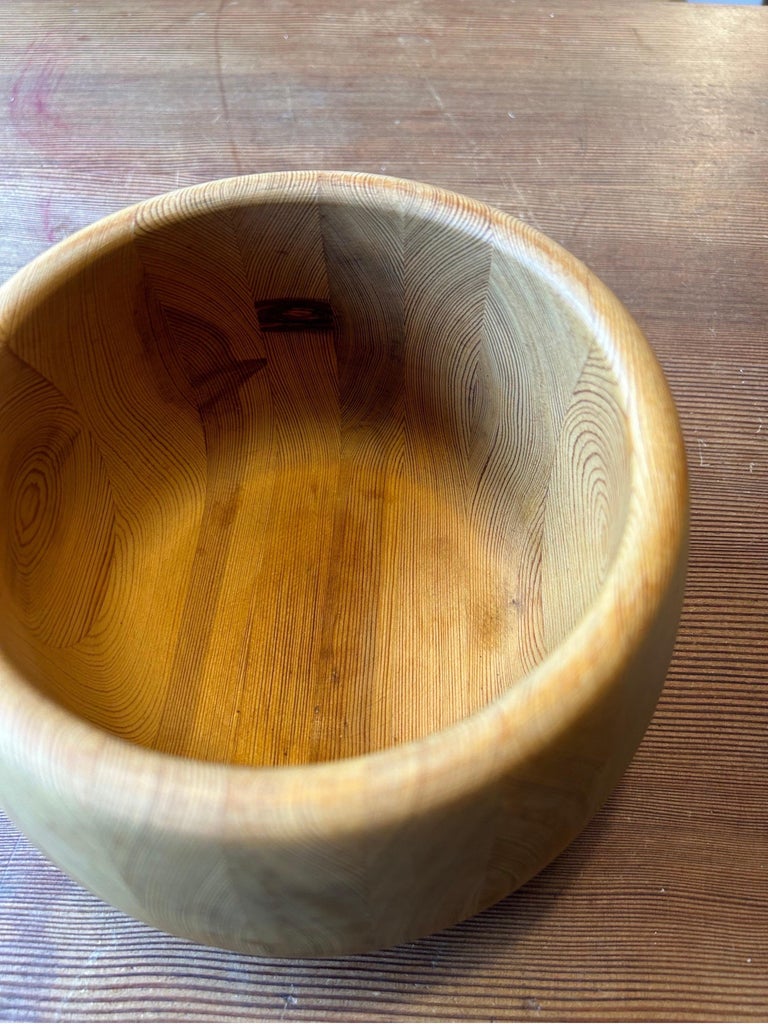 Swedish Pine Bowl from the 1960s For Sale at 1stDibs